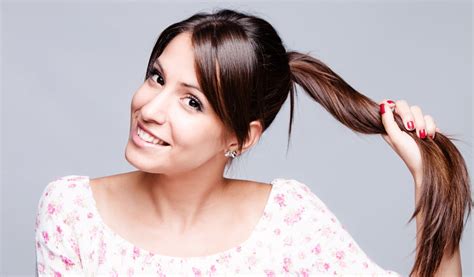 დაფნის ფოთლები ცხიმიანი ნორმალური და ხვეული თმისთვის როგორ მოვამზადოთ ნაყენი და ნიღბები