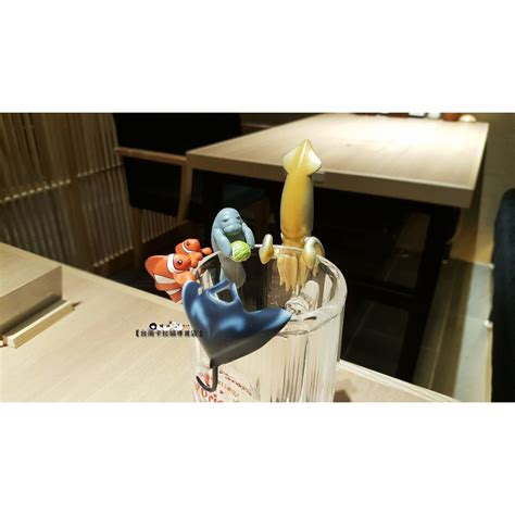 Super日式卡通精品 日本沖繩 【美麗海水族館】限定版杯緣子 現貨 金烏賊 魟魚 2選1 海洋生物 可明天到 蝦皮購物