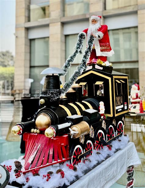 Ankit Saini On Linkedin True Art Masterpiece Of Brilliant Chocolate Work By The Lodhi Bakery