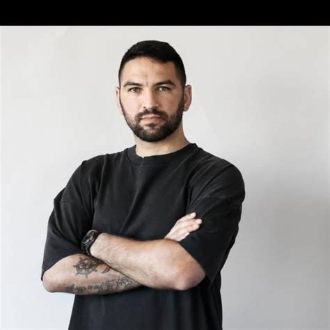 Itzik Tusia Itzik Tusia Threads Say More