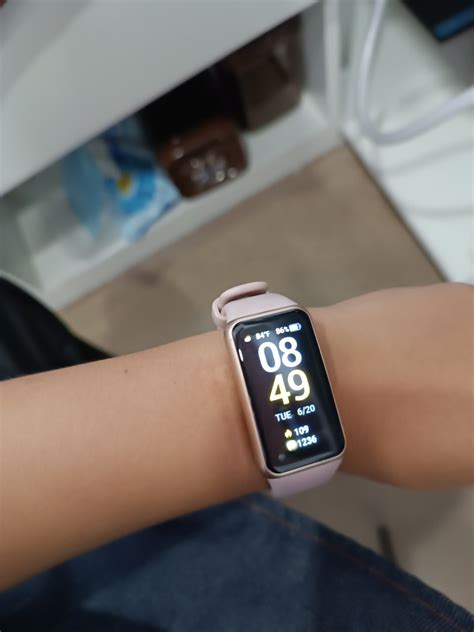 Huawei Band 6 Mobile Phones Gadgets Wearables Smart Watches On Carousell