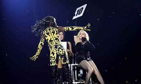 Las Actuaciones Sorpresa De Los Hijos De Madonna En Su Gira Cromosomax