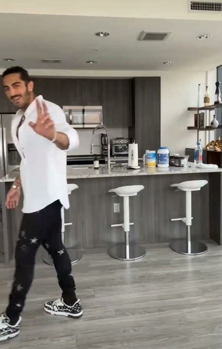 صحبت با روح سرگردان 🤣 آیا ایسی کصی شیشه میزند؟ Youtube