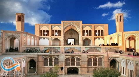 معرفی مسجد و مدرسه آقا بزرگ کاشان مجله آنی‌جا
