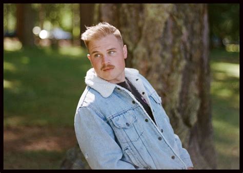 Zach Bryan Shares New Single Dawns Featuring Maggie Rogers