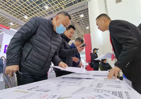 近百楼盘集中亮相2024春季房展会迎来周末观展高峰 济南社会 舜网新闻
