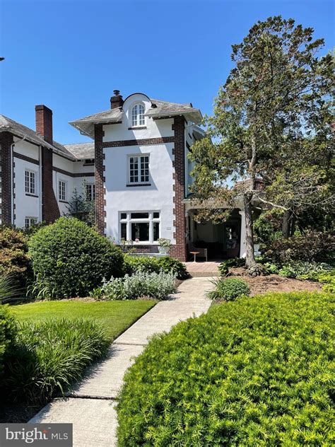 202 Java Ave Hershey Pa 17033 See Est Value Schools And More