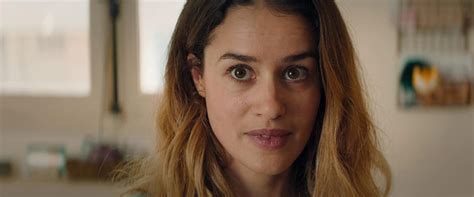 Не все дома смотреть онлайн фильм в хорошем Hd качестве