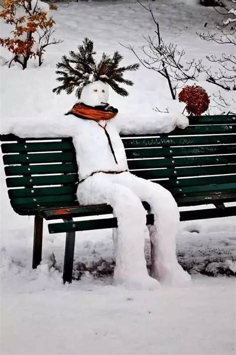 九卦哈哈笑死人了，是谁堆的雪人啊，这也太有才了吧！ 知乎