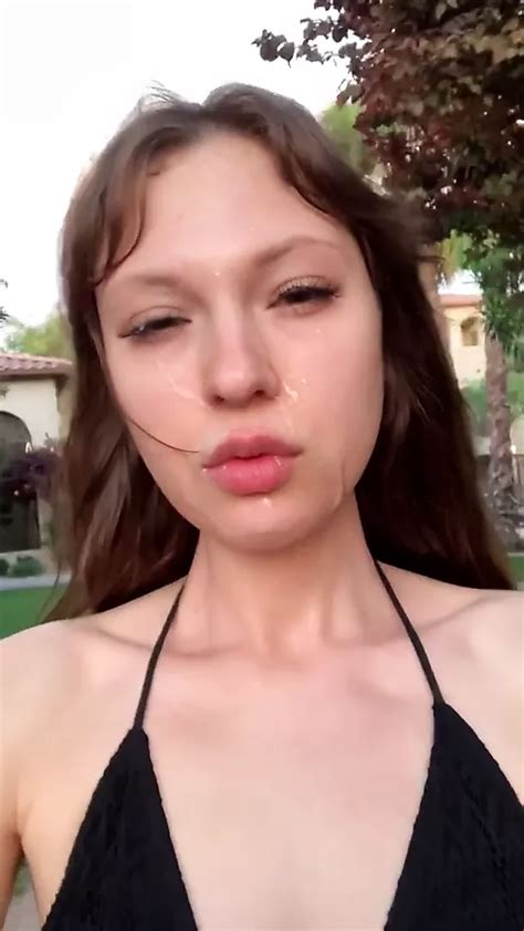 Cum On Face In Public American Outdoor Amateur Porn Xhamster