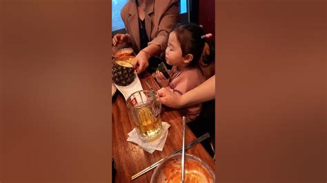 할맥에서 파인애플 아이스크림 먹기 Youtube