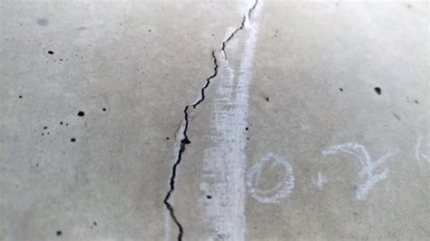 Crack Object Detection Dataset By Yolo