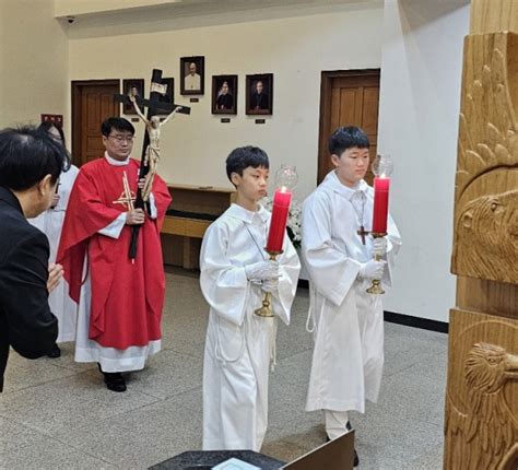주님 수난 성금요일 본당행사사진 천주교 서초동성당