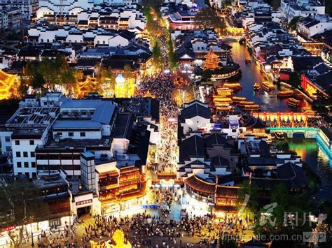江苏南京夫子庙夜色璀璨吸游人 人民图片网