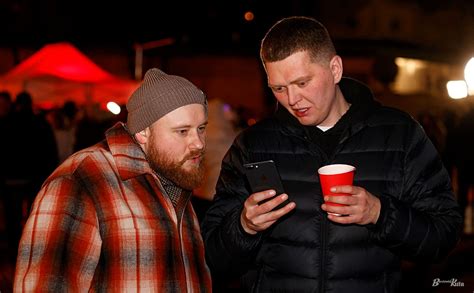 Через новий застосунок мешканці 132 міст України можуть дізнатися чи є світло вдома Вечірній Київ