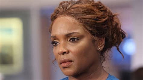 Chicago Med Cast Marlyne Barrett Says She Has Uterine And Ovarian Cancer