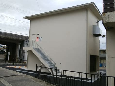 富山県魚津総合庁舎非常用発電機室新築工事 施工実績 朝野工業株式会社