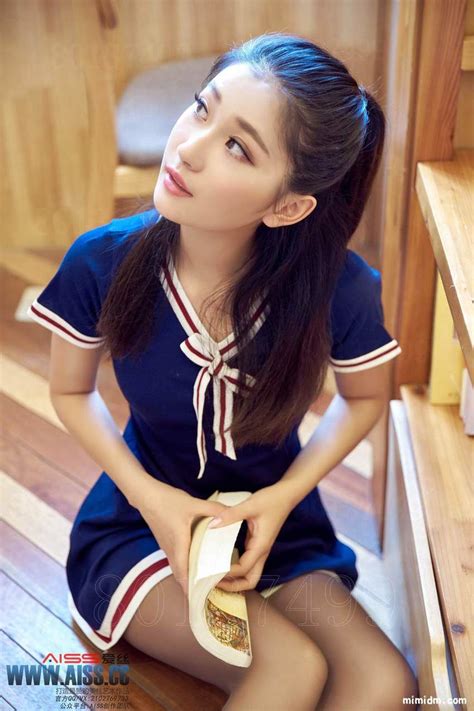 [aiss爱丝] 亚美依 逛街时候的小秘密 [75p] 第21页 美女图片