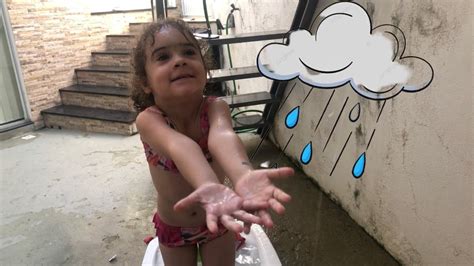 Tomando Banho De Mangueira Youtube