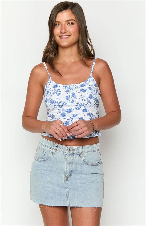 Siletto Star Light Wash Denim Low Rise Mini Skirt Beginning Boutique