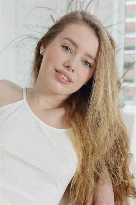 Amateur Girl Sexart Sweet Desire Lalli Medium