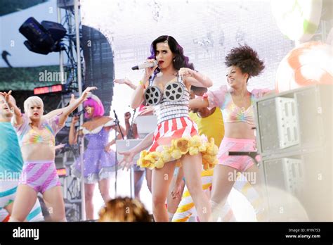 Katy Perry Performs Live On Hollywood Blvd Before The Premiere Of Her