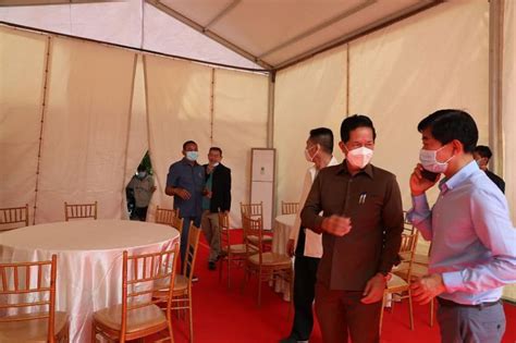 អភិបាល រាជធានី និង ក្រុមការងារ ពាក់ព័ន្ធ នឹង ការបង្ការ ទប់ស្កាត់ ជំងឺ កូ វីដ ១៩ ចុះ ពិនិត្យ