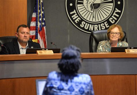 Fort Pierce City Commission Votes To Fire Indicted City Manager Nick Mimms In Three Months