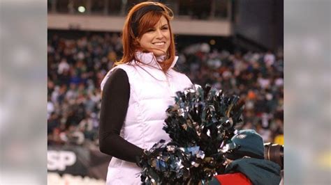 Eagles Cheerleader Jen