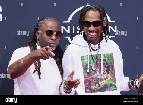 Ying Yang Twins Hand