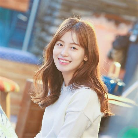 앤 해서웨이 느낌나는 여배우 촬스의 이슈와 유머