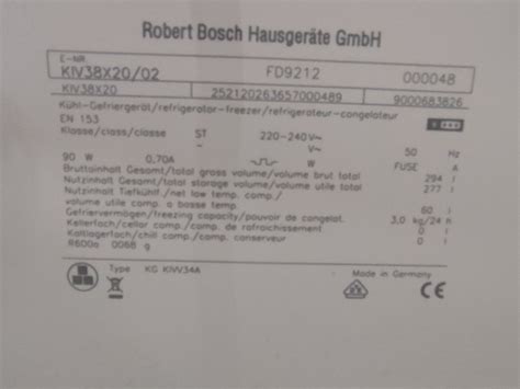 Bosh Vgradni Hladilnik Z Zamrzovalnikom