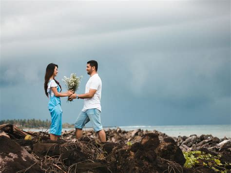 Фрази які жінці варто частіше говорити чоловікові у шлюбі щоб зменшити ризик зрад