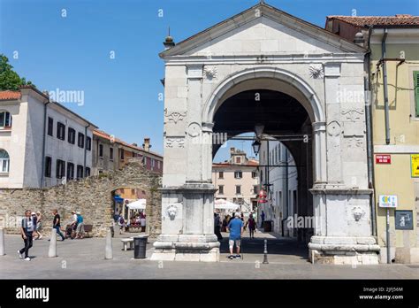 Muda Gate Porta Della Muda To Preseren Square Piazza Prešeren Prešernov Trg Koper Slovene