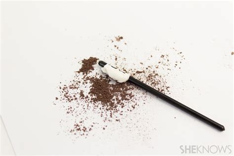 DIY Brow Pomade Will Be Your New Makeup Must Have