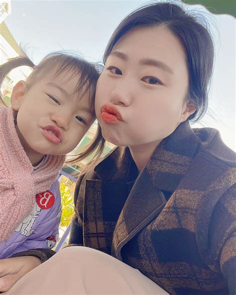 러플맘｜따뜻한 정서를 그리는 엄마표 미술육아💫 똥손이 만들어도 이정도 퀄리티🎃 호박풍선 어려운건 못하겠고 분위기는 내고싶고 재료도 방법도 초간단이길 원한다면 이거