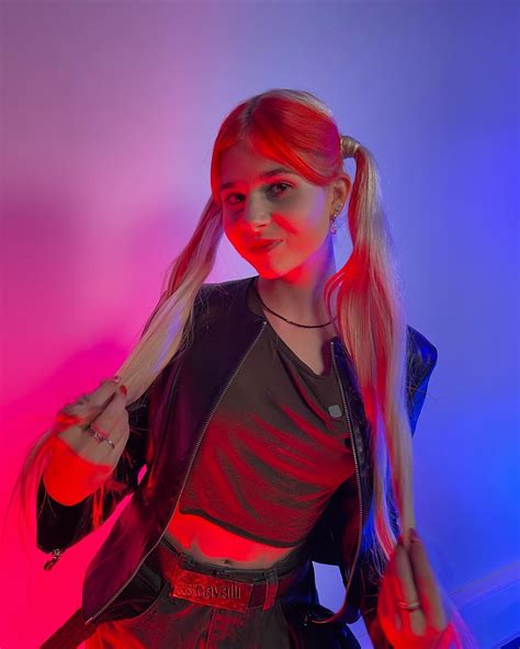 Стешок биография фото интересные факты