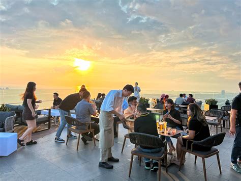 The Alfresco Experience