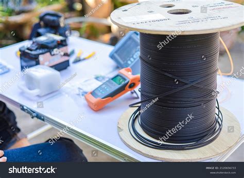 8 180 Fiber Installation Images Stock Photos Vectors Shutterstock