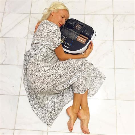 Elena Letuchayas Feet