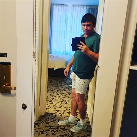 Man With ‘worlds Biggest Penis Reveals He Cant Wear Tight Clothes