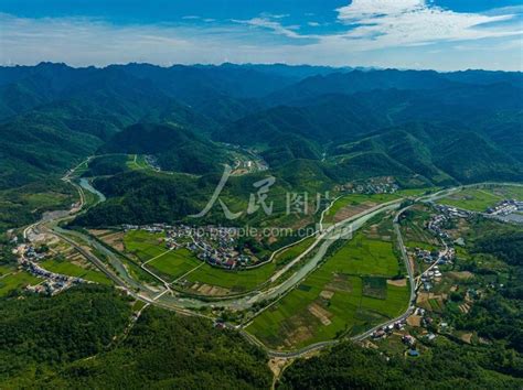 湖北竹山山村路网 筑就振兴梦 人民图片网