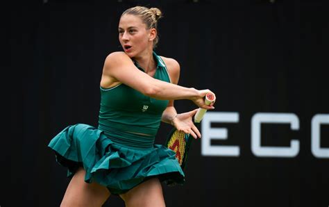 Marta Kostyuk Joue Dans Une Séance Photo De Vogue Ukraine Avec Des