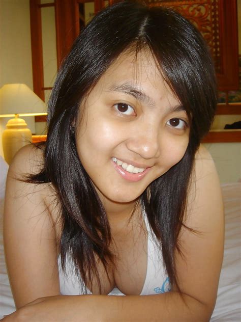 Indonesian Girl Putri Aka Cika Porn Pictures Xxx Photos Sex Images