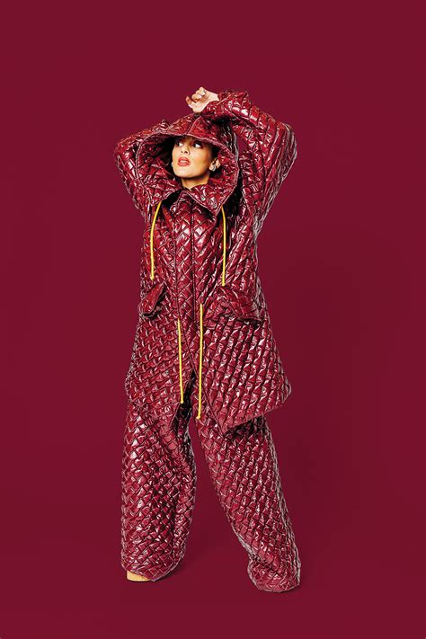 Sisterly Solidarity Inspires Actor Carmela Zumbado