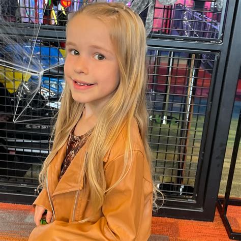 Наша дочуня Happy Birthday 7 лет огромного безграничного счастья Кируся наша бусинка наша