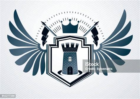 벡터 빈티지 문장 학 팔의 외 투 수상 디자인에서 만든 및 로얄 크라운으로 독수리 날개 및 중세 요새를 사용 하 여 장식 고풍스런에 대한 스톡 벡터 아트 및 기타 이미지