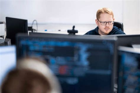 unleashing the power of intent based networking for fiber operators