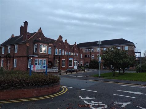 Checking For Palindromes Using The Two Pointer Technique By Jeevan George John Medium