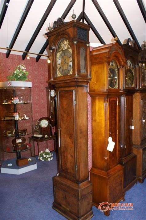 店里可以放钟表吗 店内挂钟表有什么讲究 店铺挂表最吉位置图片 大山谷图库